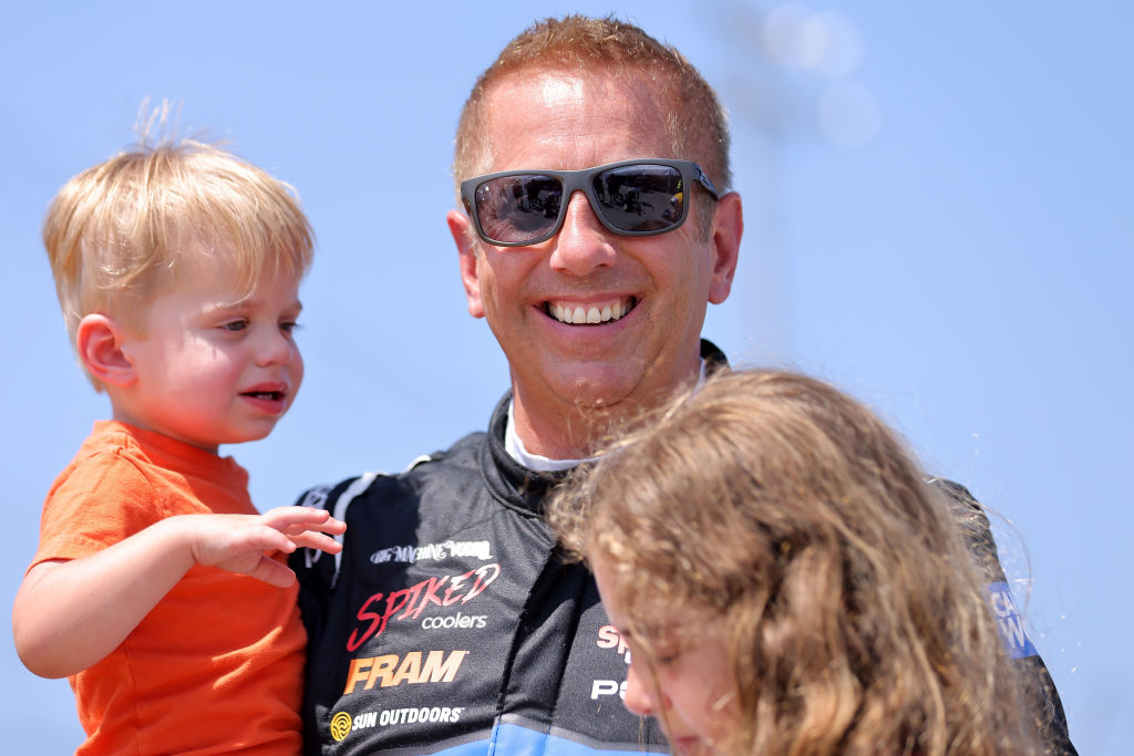 NASCAR’s late Greg Biffle’s family holiday card arrives