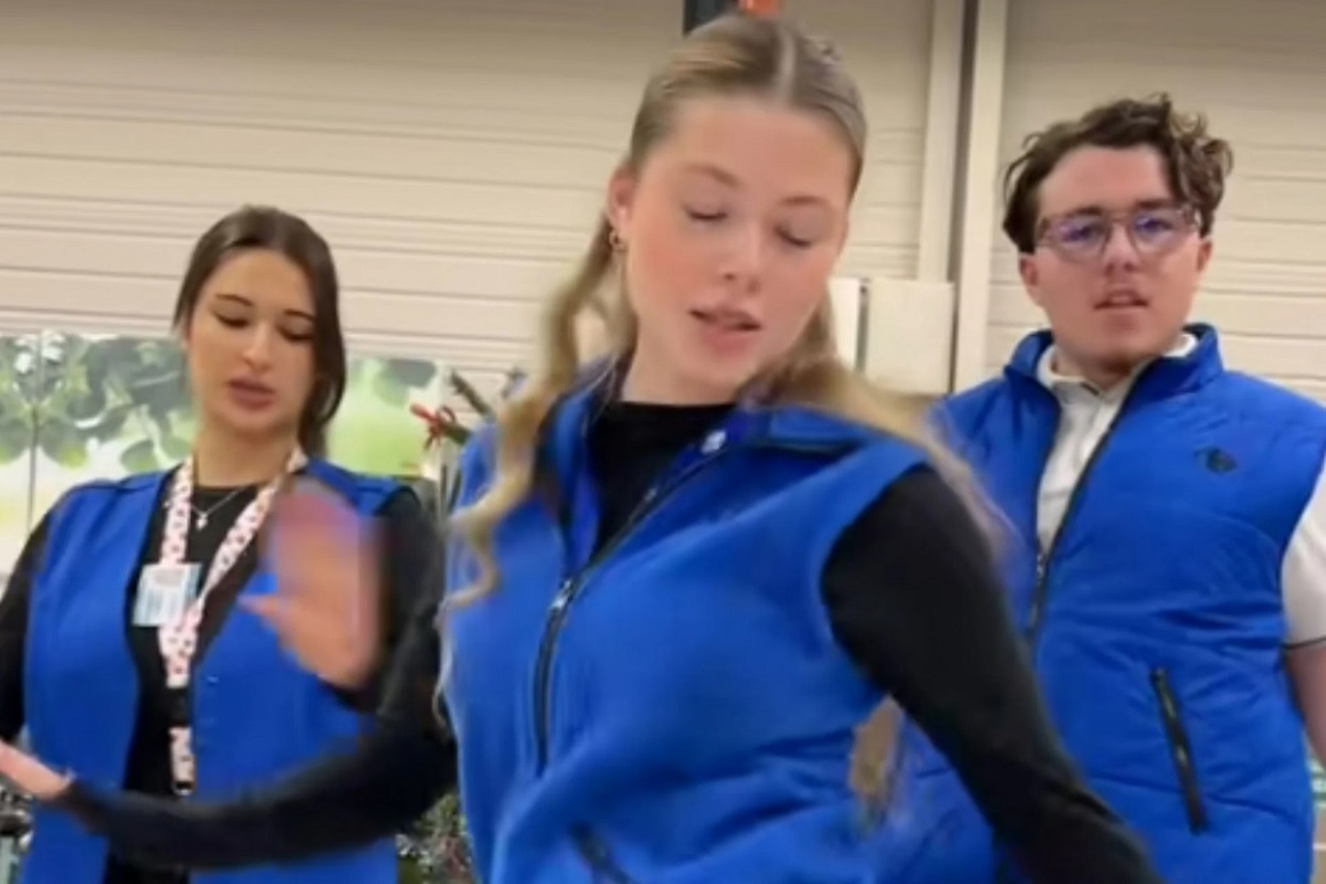 Cette caissière devenue star sur TikTok qui oblige désormais son ...