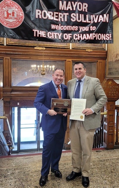 Brockton awards key to the city to Eastern Bank's Bob Rivers