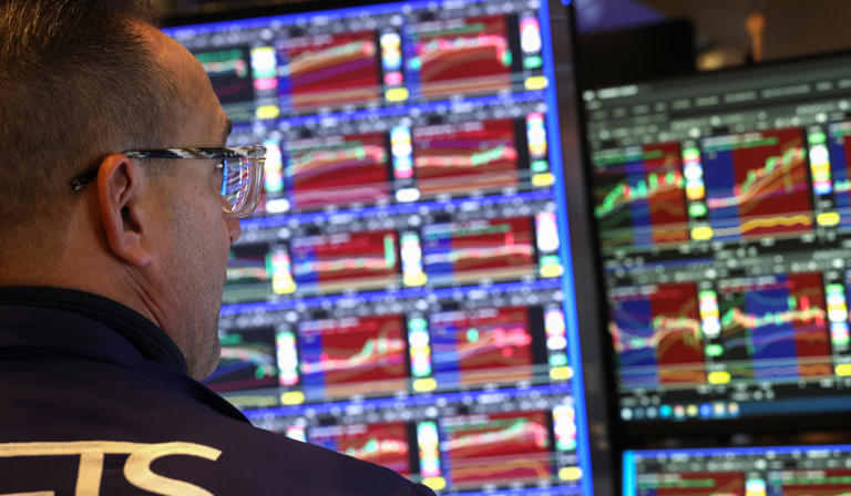 Is the stock market open or closed Christmas Day 2025? See holiday schedule