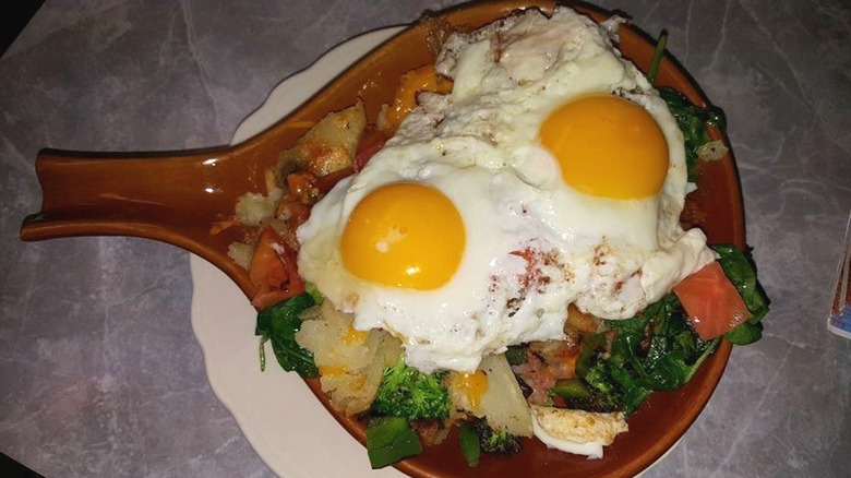 The old-school mom-and-pop diner that's been a Chicago staple for over ...