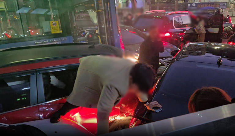 Exclusive: 10-vehicle chain collision in Gangnam disrupts evening commute