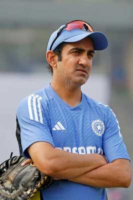 Why does Kapil Dev believe that Gautam Gambhir can never ever be a coach?