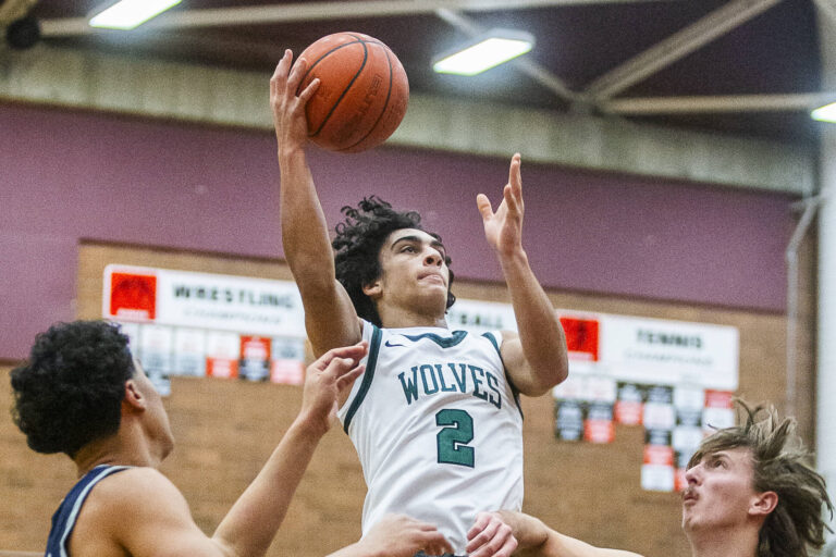 Jackson takes down Tomahawks in scoring duel