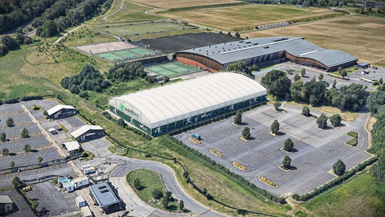 Padelstars brings padel to Guildford ahead of major new indoor centre