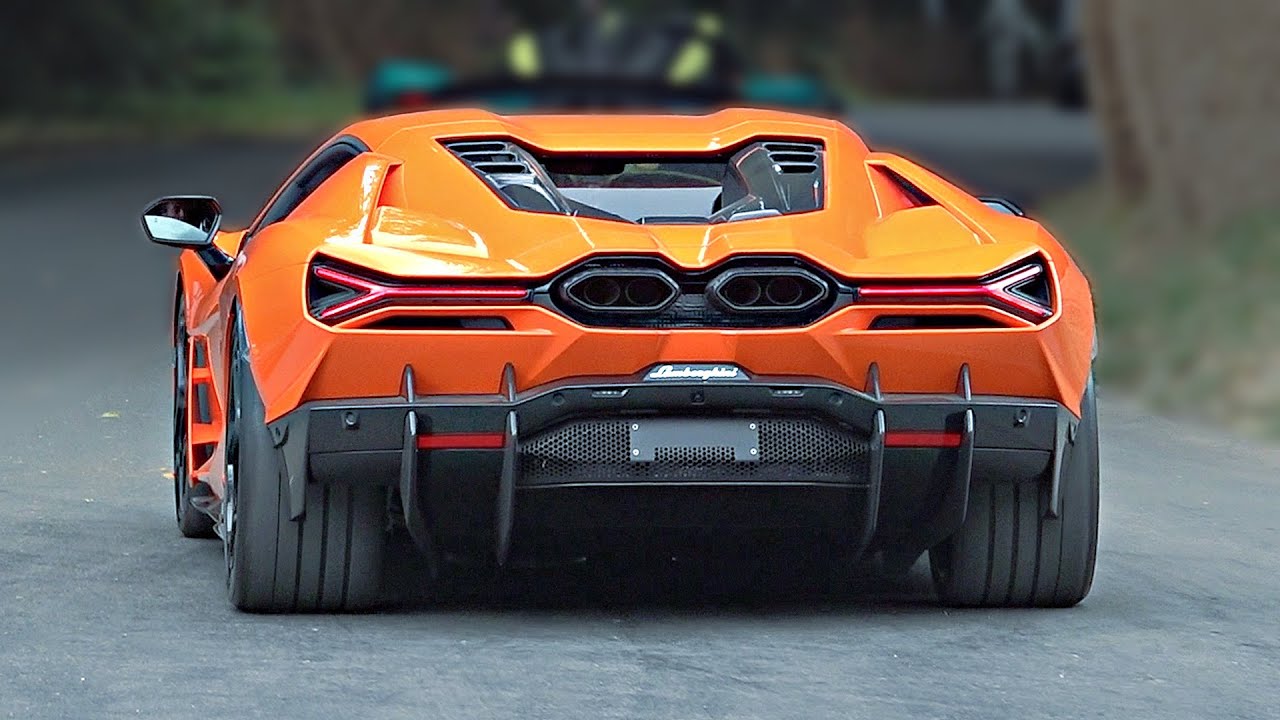 Revuelto launch and full throttle runs
