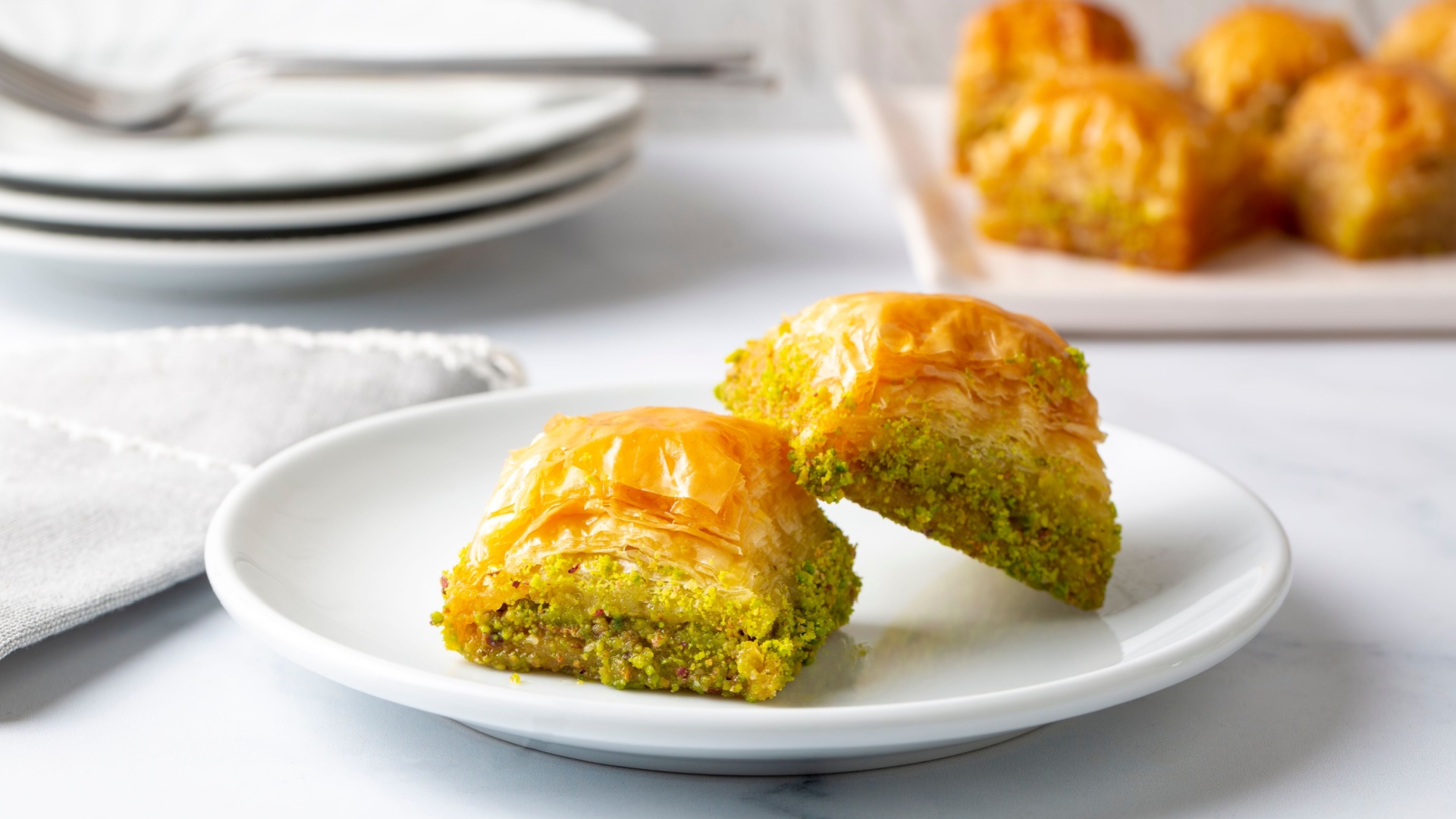 5 unusual European desserts Brits hesitate to try and 5 they adore