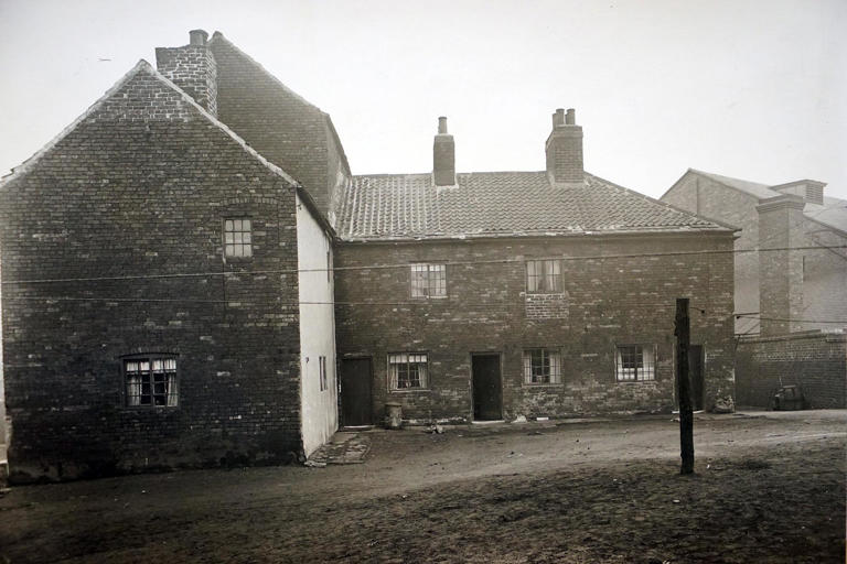 How Chesterfield used to look: Evocative photos show life around the ...