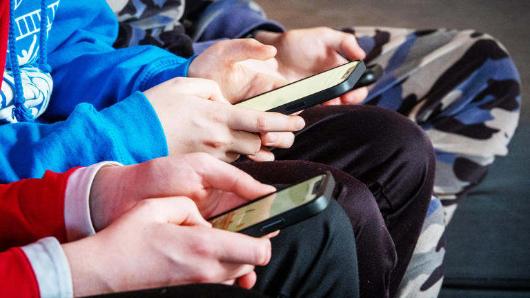 Apple implementing age verification tool to ensure users are 18 and up ...