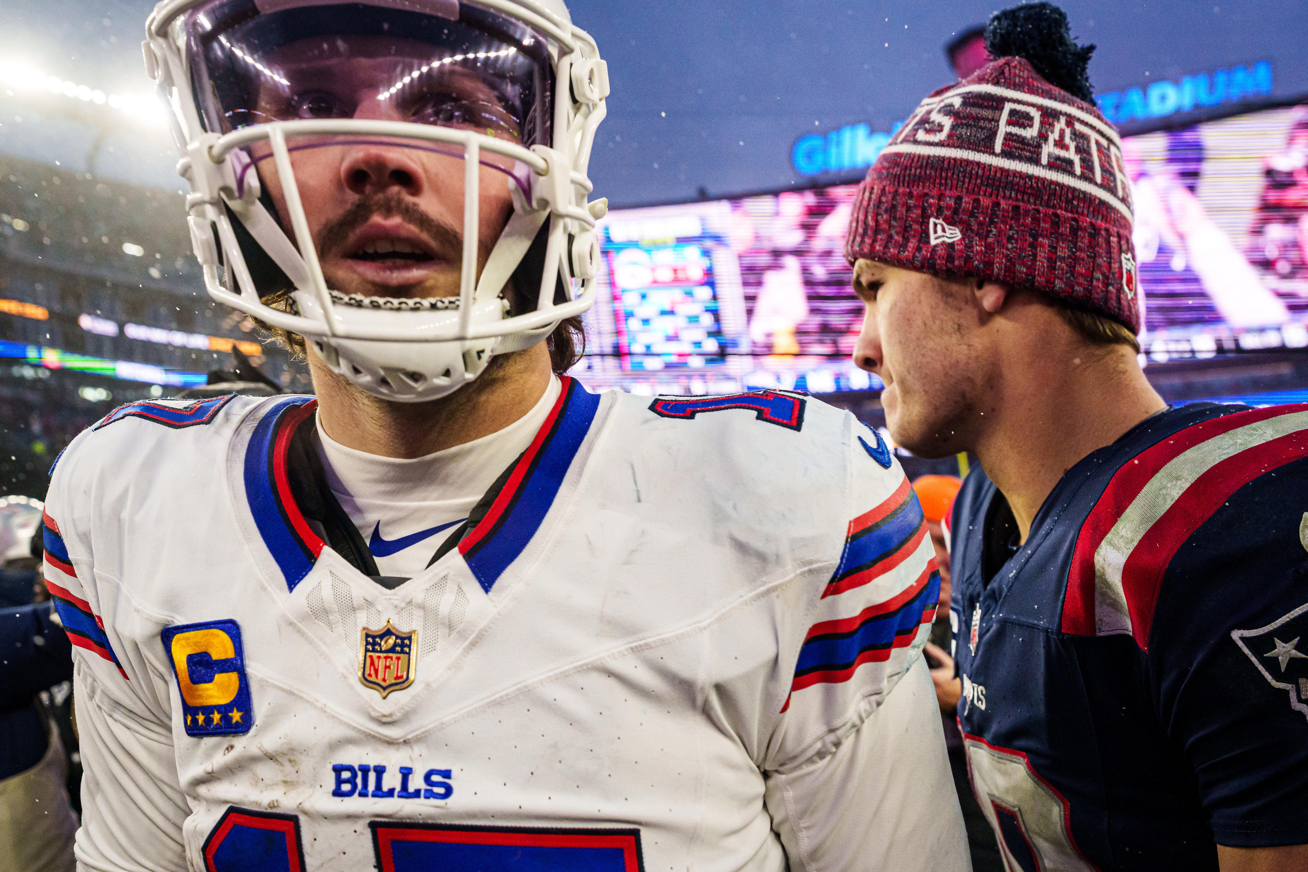 NFL quarterback rankings entering Week 16
