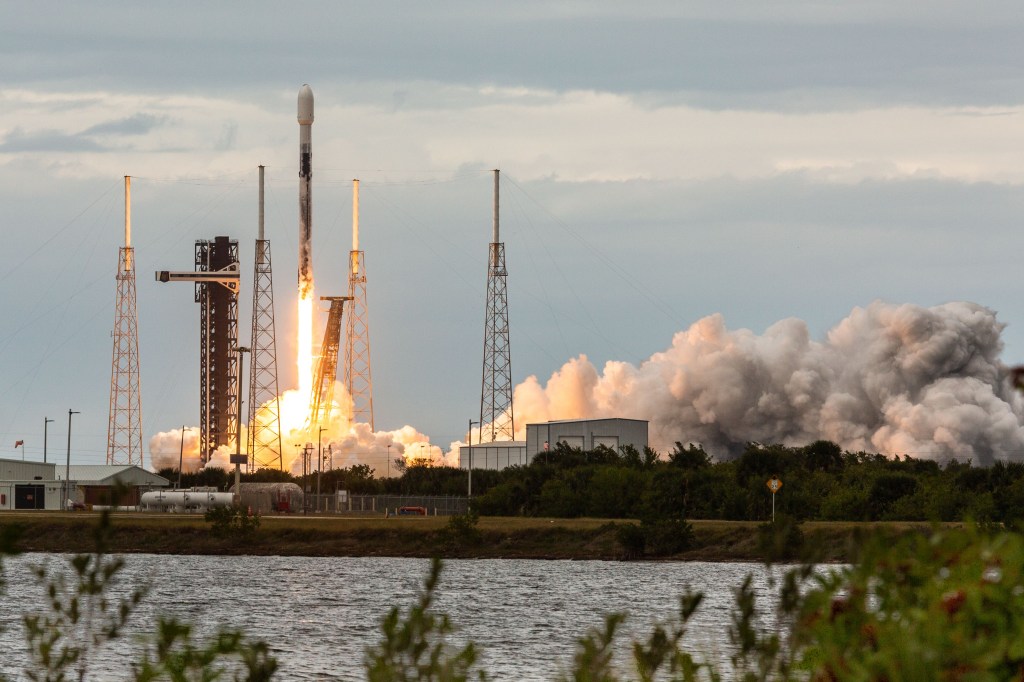 Wall Street can’t keep quiet about a SpaceX IPO — and it could make ...