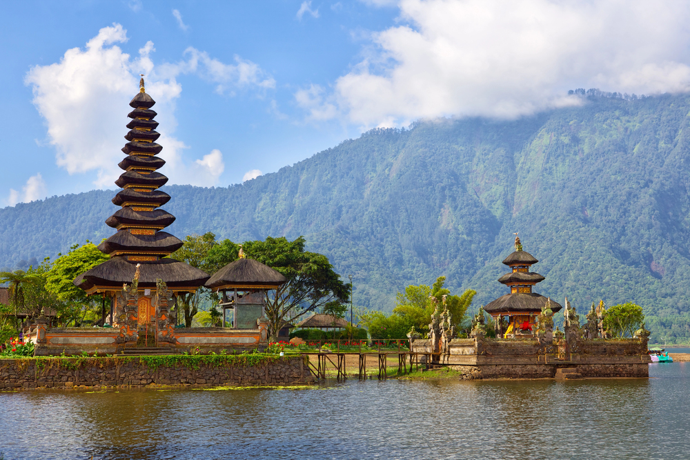 Romantic weekend escapes worldwide