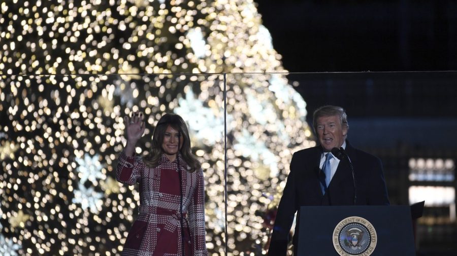 Trump order sets aside Christmas Eve, Dec. 26 as federal holidays