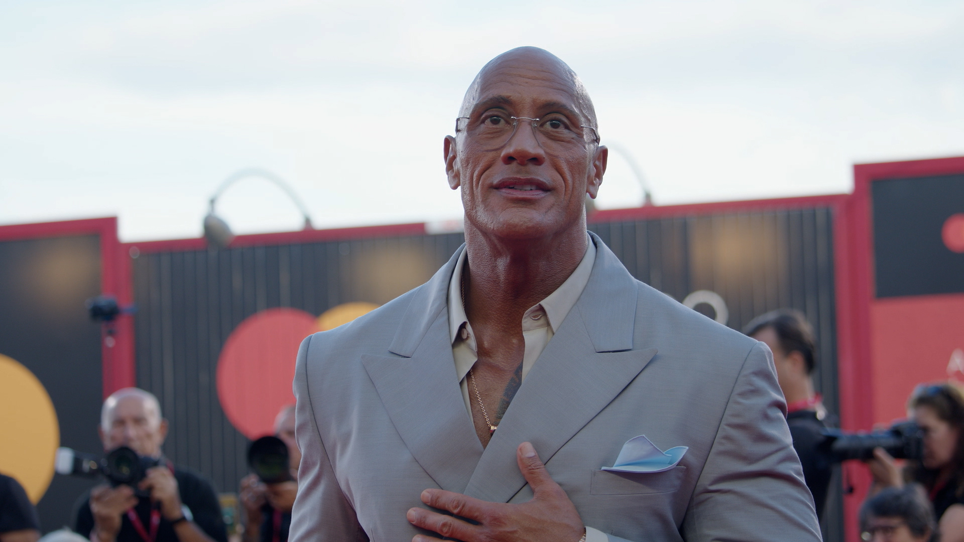 Dwayne Johnson hat gerade seine nächsten Filme bestätigt und einer ...