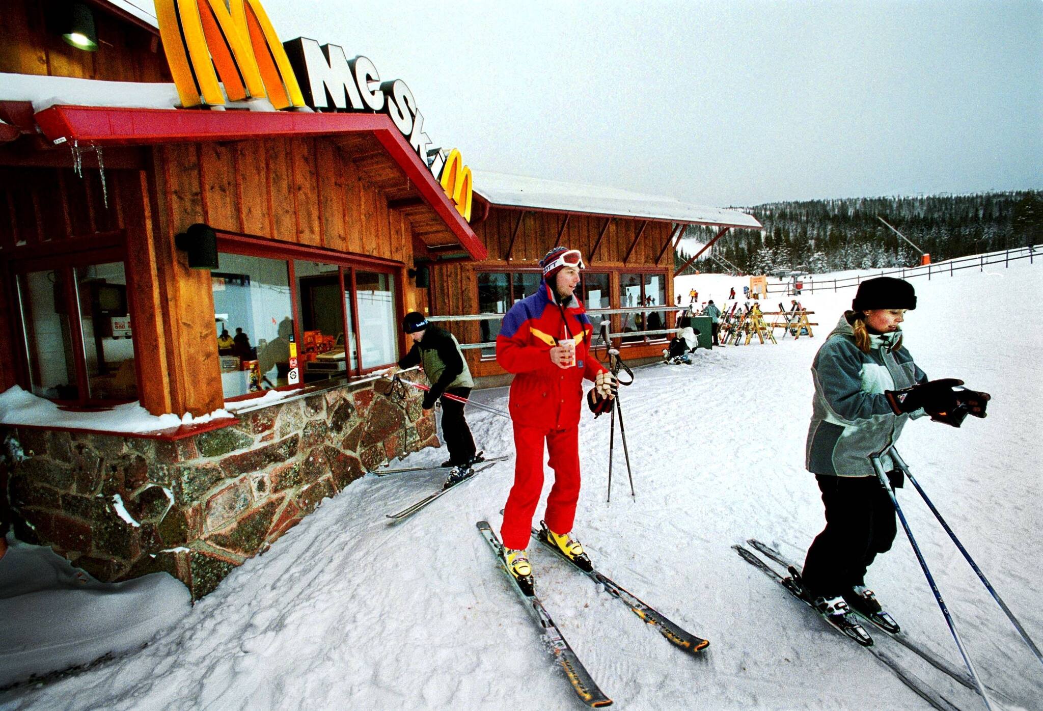 Fast Food auf der Piste: In Schweden gibt es den einzigen McSki der Welt