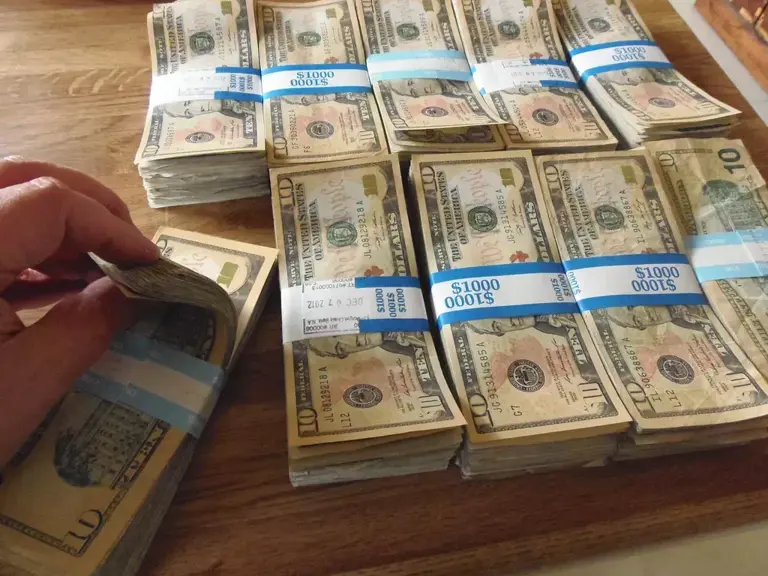 The "two-comma" club: What percentage of Americans actually hit $1 ...