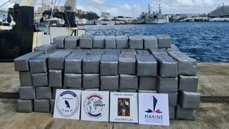 Φωτογραφίες με το φορτίο κοκαΐνης του Έλληνα «Εσκομπάρ»