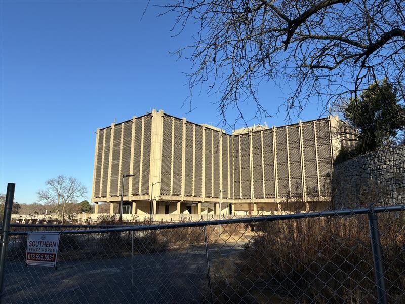 19-year-old dies after falling off abandoned hospital building used in ...