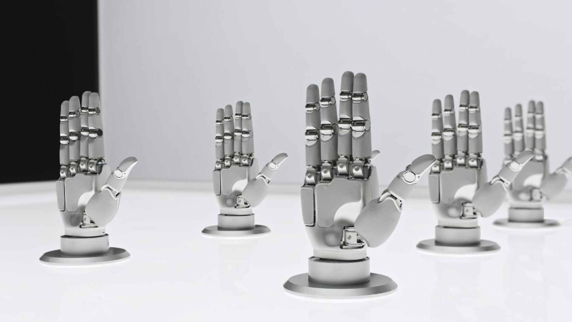 ‘World’s most advanced’ robotic hand enters mass production with 22 ...
