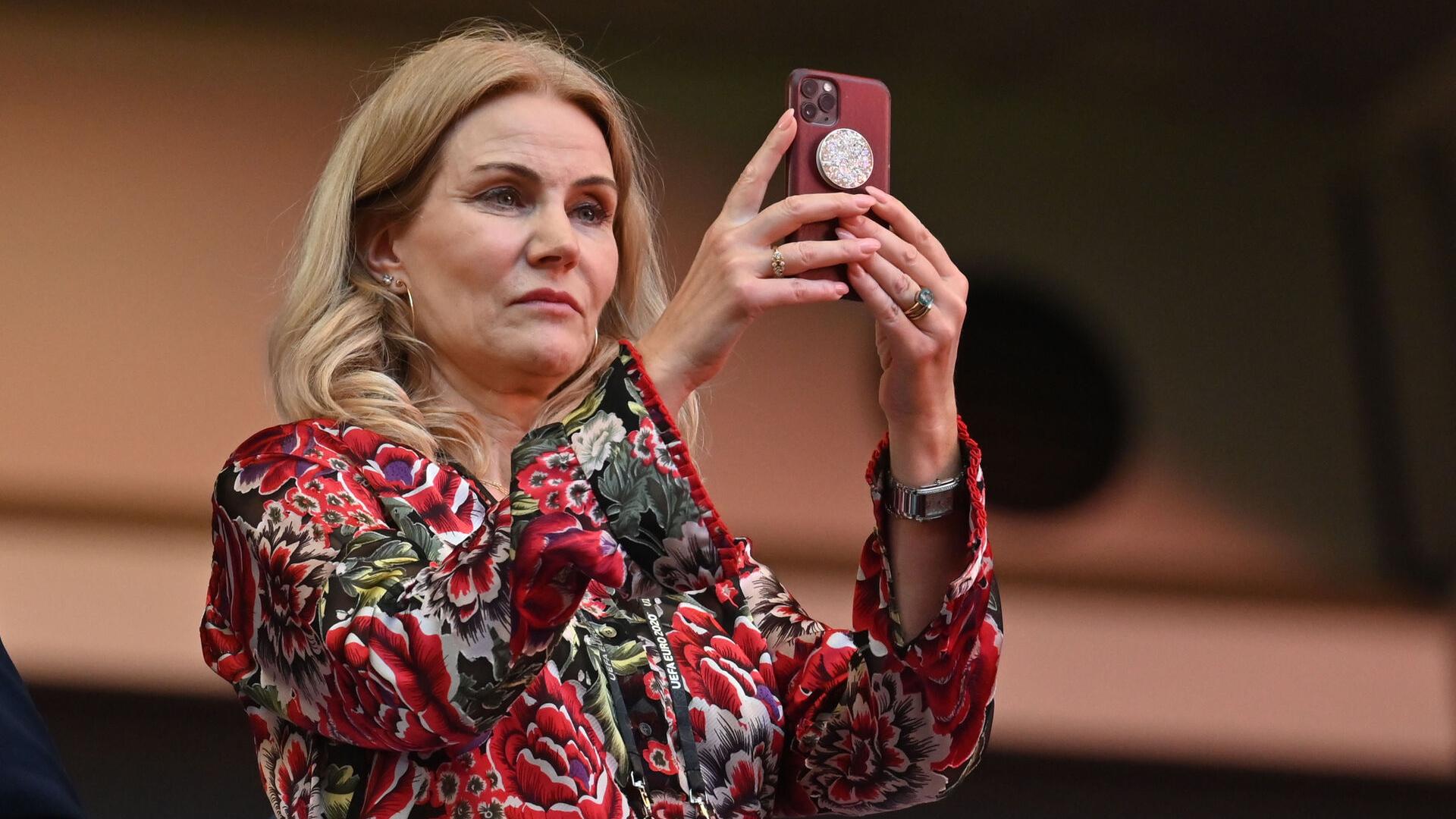 Metas vagthund gør status på 27 sider uden ét ord om svindel på Facebook