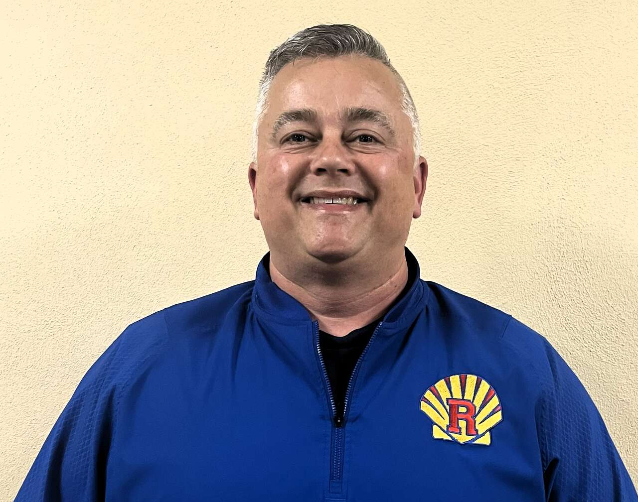 Roxana School Board unanimously appoints Craig Harris to vacant seat ...