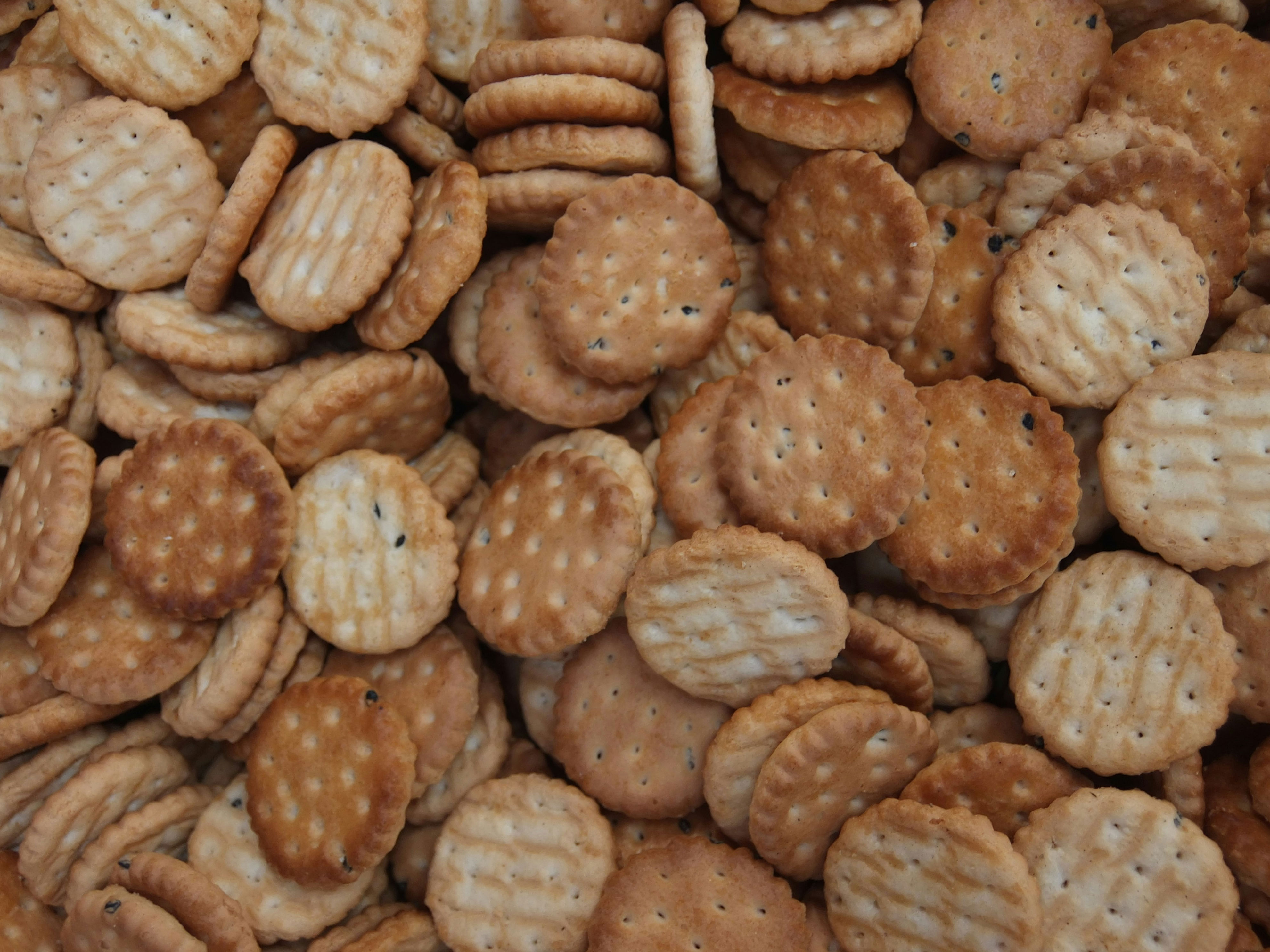 5 crispy crackers pulled for toxic ingredients