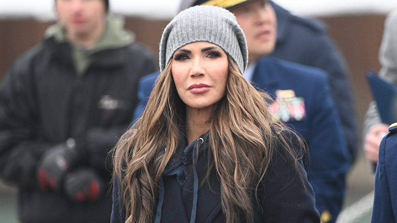 In year-end offer, US triples payment to illegal aliens who sign up for ...