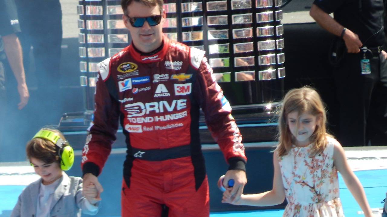 Jeff Gordon’s daughter drops bombshell that stuns NASCAR fans