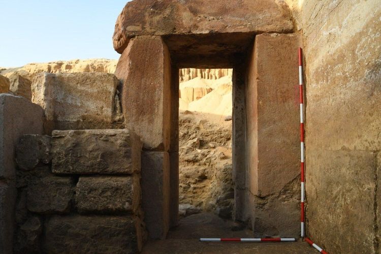 Langka! Kuil Matahari Raja Mesir Kuno ditemukan, terkubur 120 tahun di ...