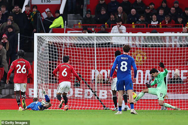 Sir Alex Ferguson admits it could take '10 or 11 years' for Man United ...