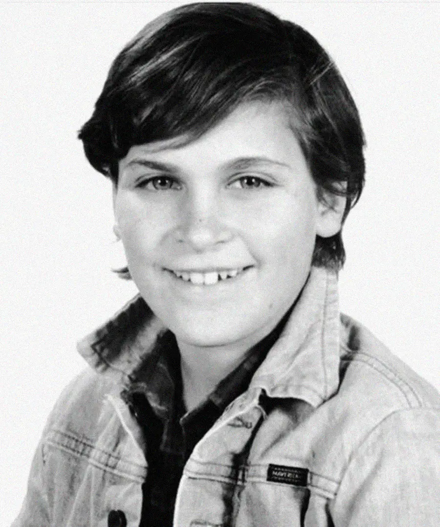 20 yearbook photos of celebs who became Oscar winners