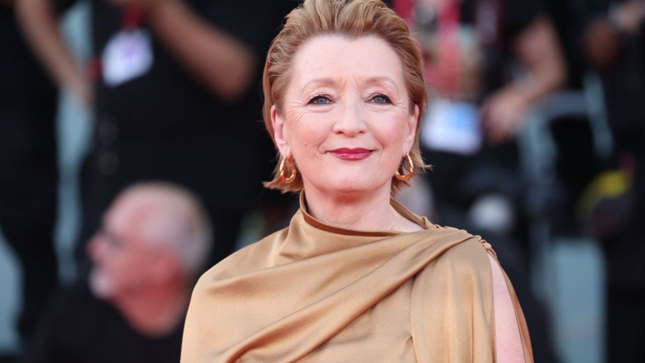 Lesley Manville recalls hilarious time friend Judi Dench made her wet ...