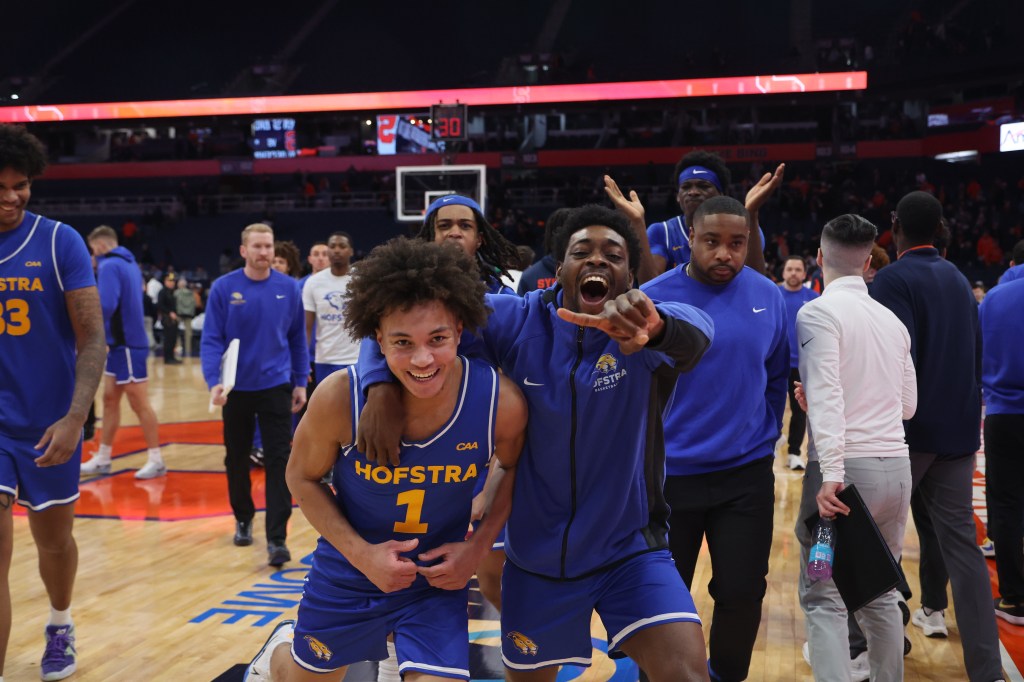Hofstra vying to be 'the hunted' after stunning Syracuse upset ...