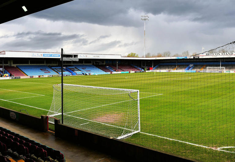 Jonathan Gjoshe set to return to training with Scunthorpe after train ...