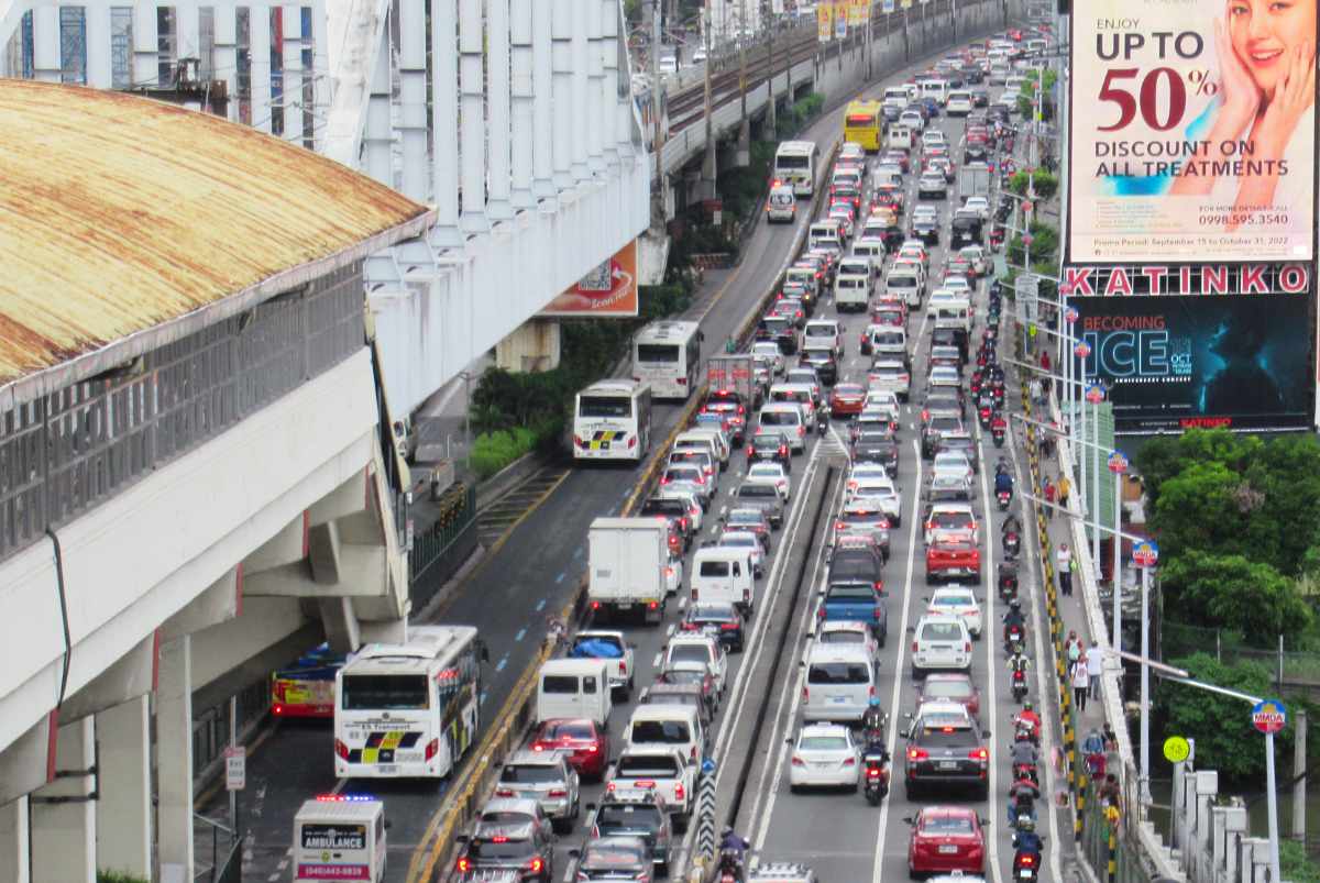 EDSA rehabilitation starts December 24, DPWH confirms