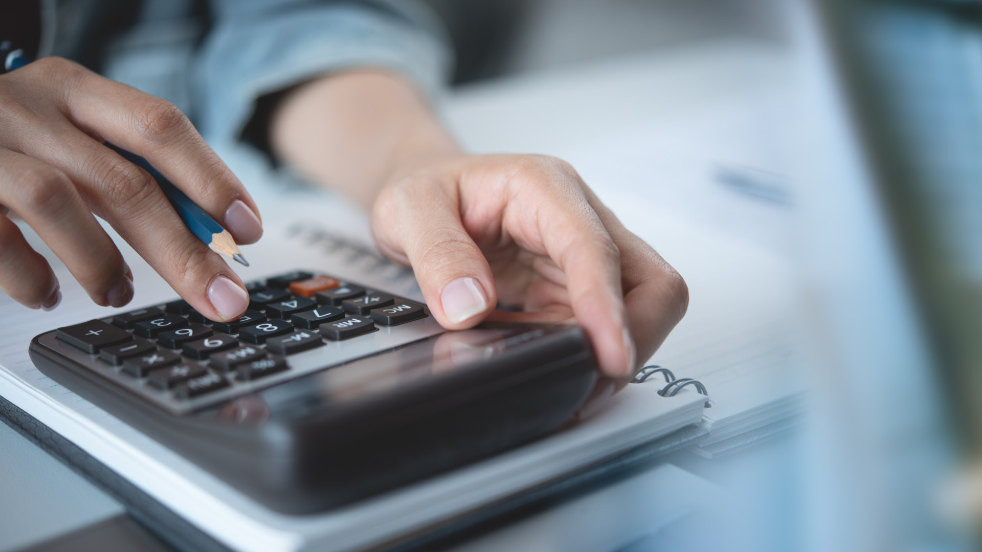 Improve your finances by avoiding these money mistakes