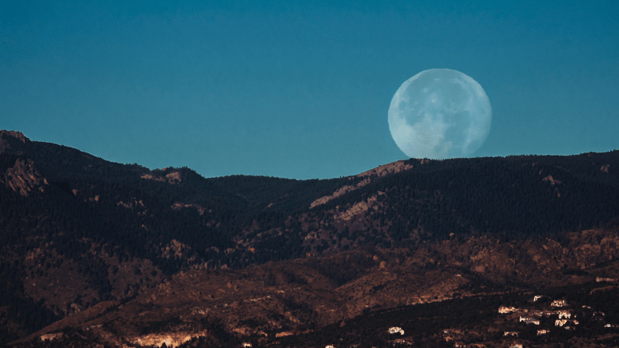 Conservative jokes US should rename the moon for Trump