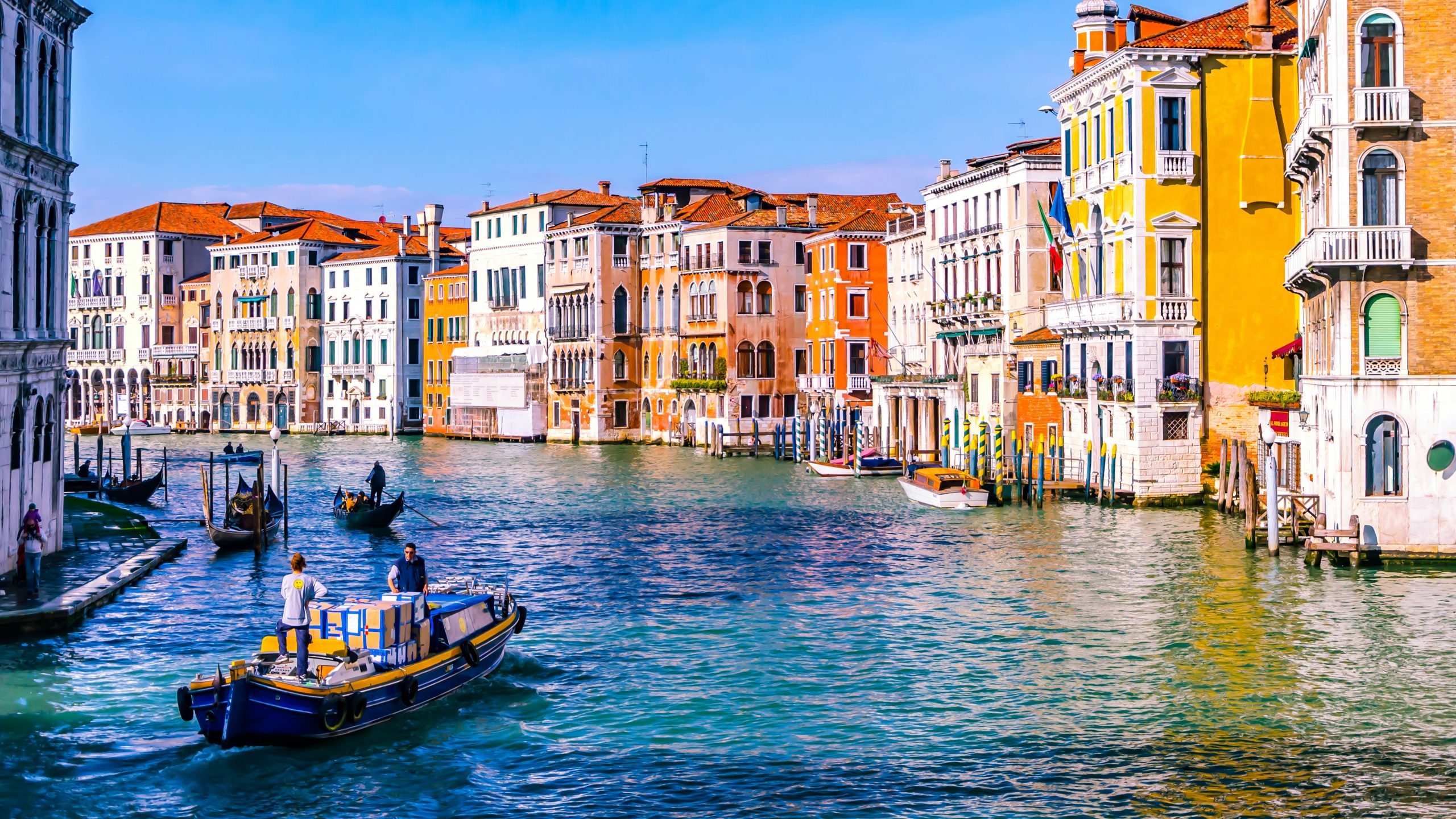 How to avoid crowds in Venice