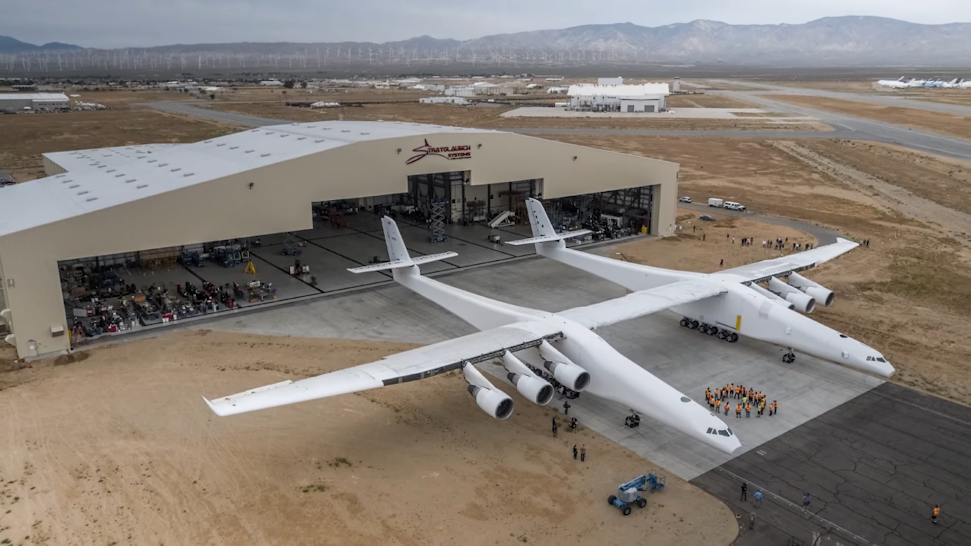 This weird plane has two bodies - but why?