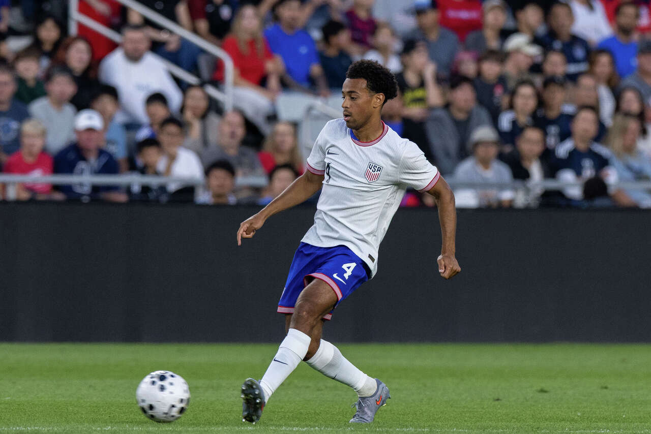 Key USMNT midfielder Tyler Adams expected to be out 2-3 months with ...