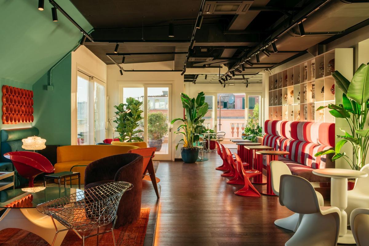 Nel cuore di Roma ha aperto Ruby Giulia, albergo lean luxury dall’anima pop