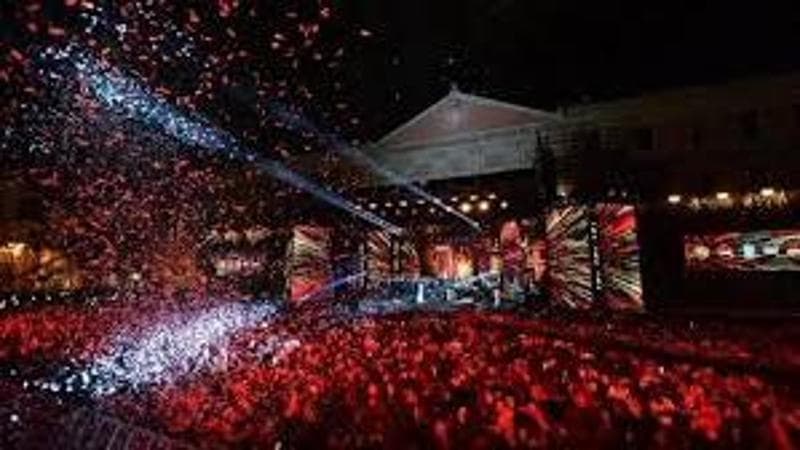 Concertone a Bari, il cast è stellare: Tozzi, Raf, Baby K e The Kolors ...