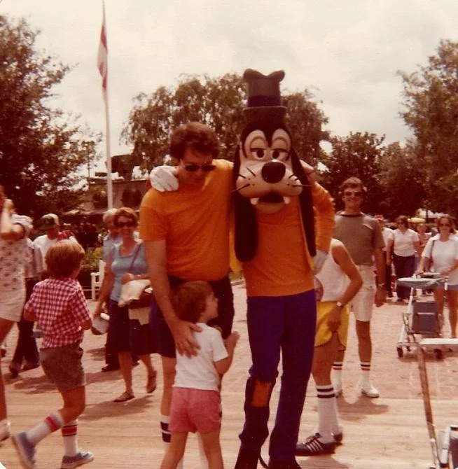 26 photos of how we all remember the year 1977