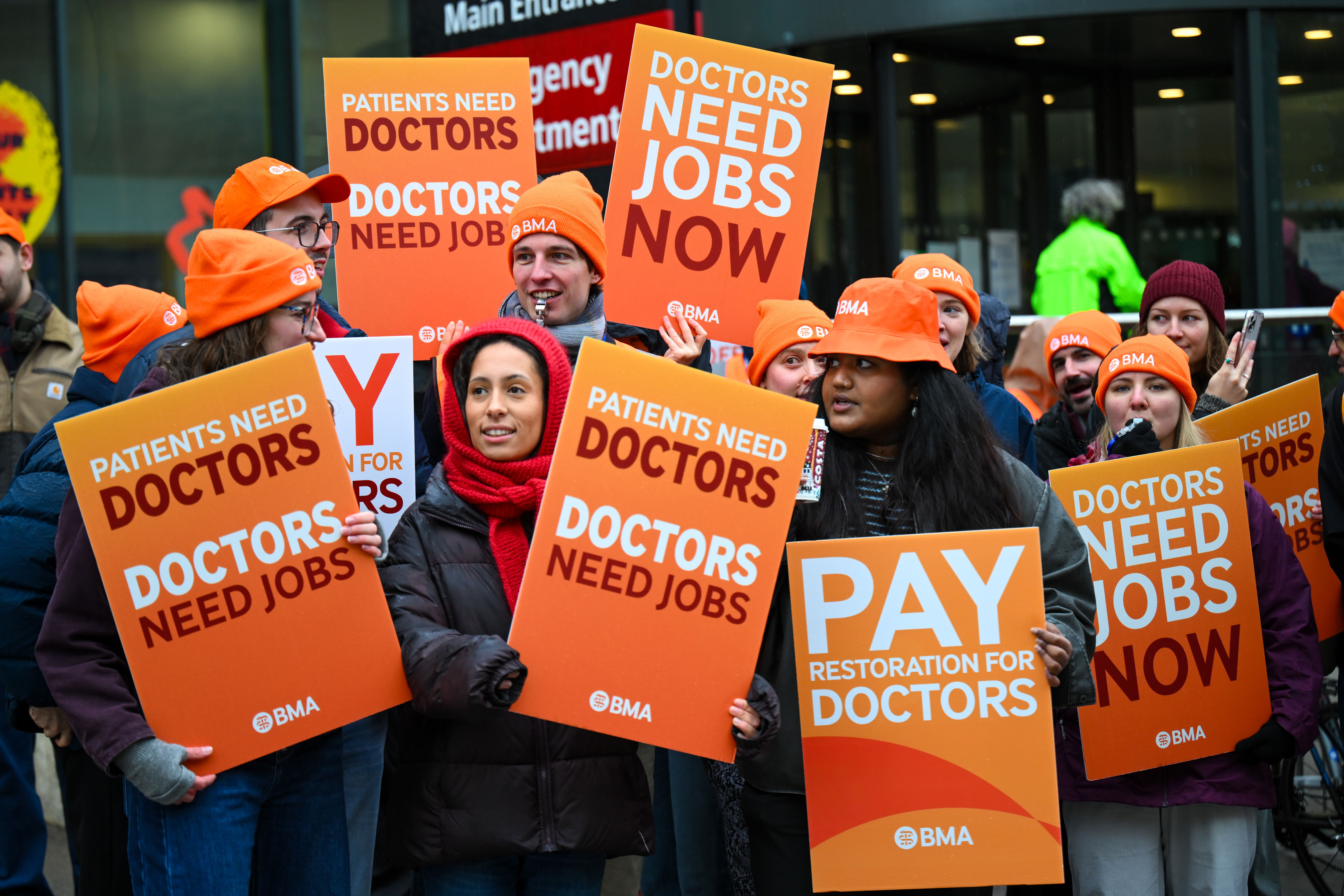 Resident doctors strike in Scotland called off after new pay offer