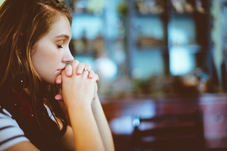15 relationship red flags you should run from