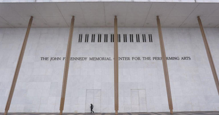 Kennedy family slams 'Trump-Kennedy Center' name change: 'It's ...