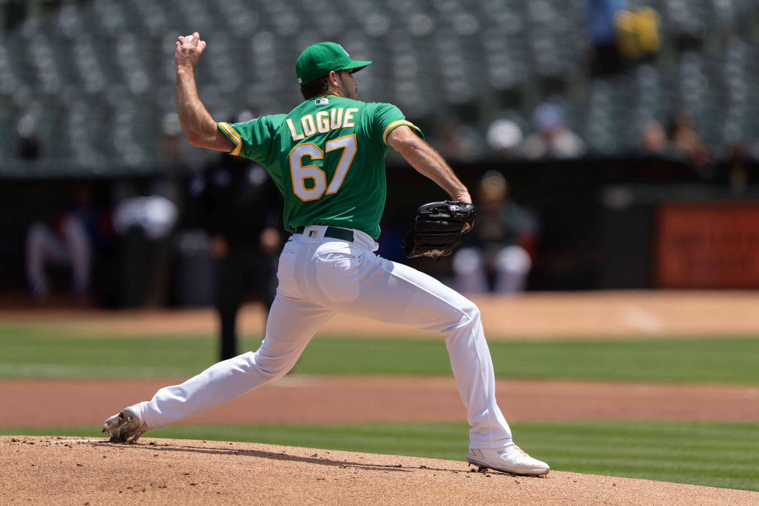 Former Blue Jay farmhand Zach Logue re-signs with KBO’s Doosan Bears