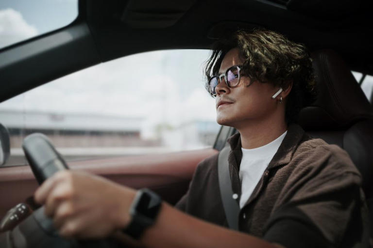 HMRC alert: Britons urged to check payslips as underpayments discovered