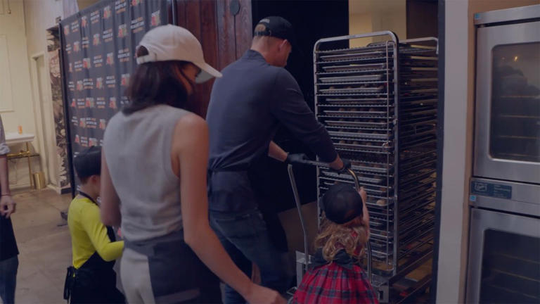 Meghan Markle shares intimate holiday card featuring Prince Harry ...