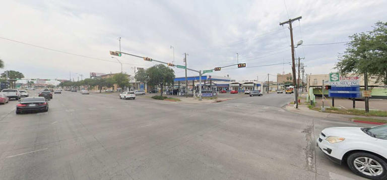 Two-vehicle crash closes Houston and Santa Ursula Friday morning